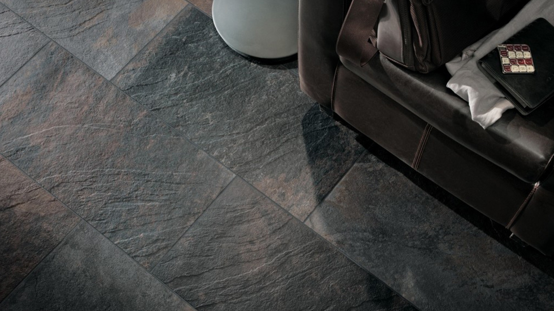 Stone Effect Tiles - Lever