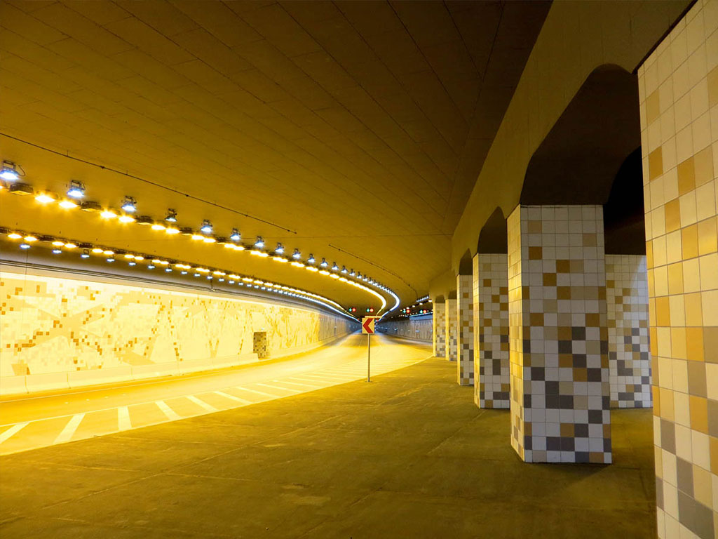 Abu Dhabi Sheikh Zayed Street Tunnel - Lever